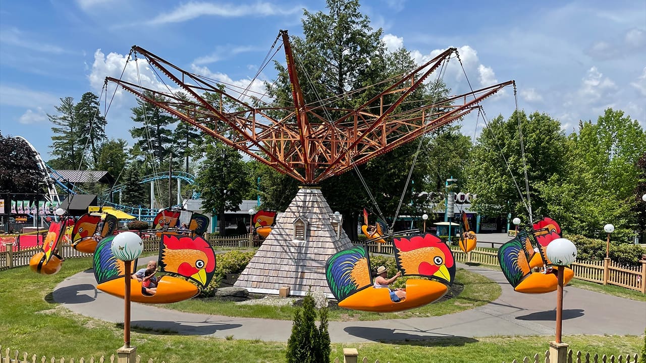 Rowdy Roosters - Canobie Lake Park